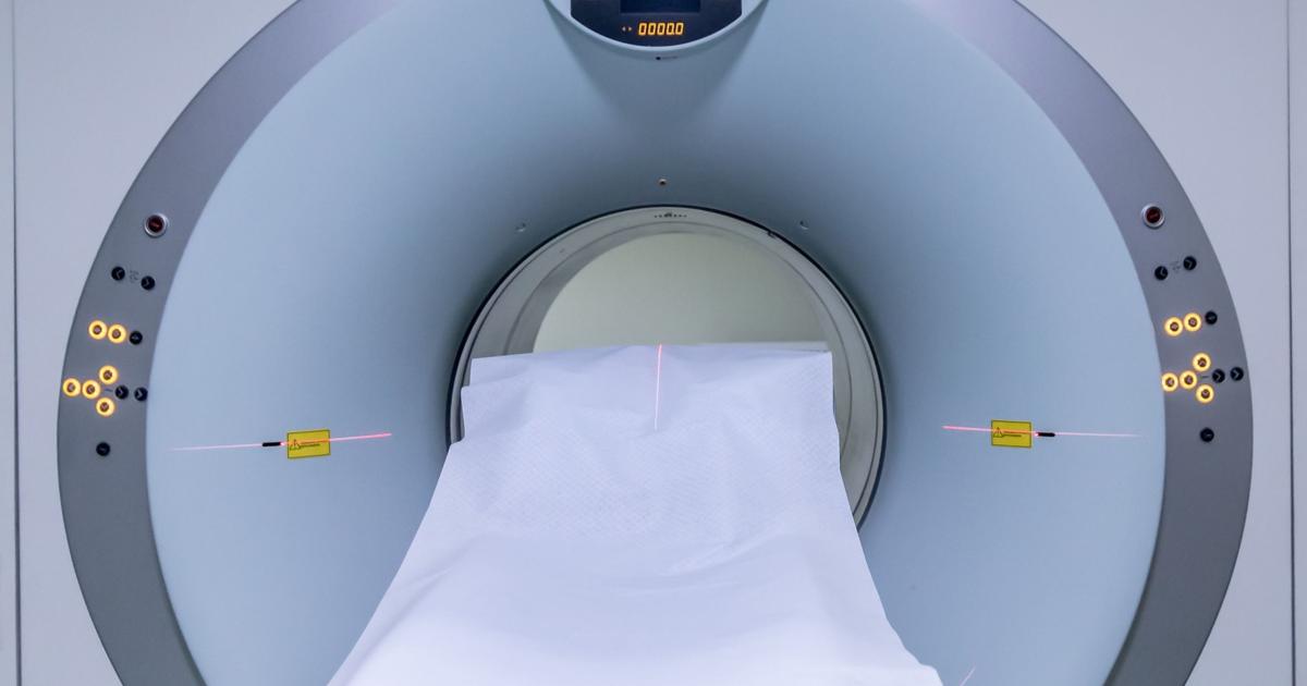 Lightweight, short-stature MR scanner cleared