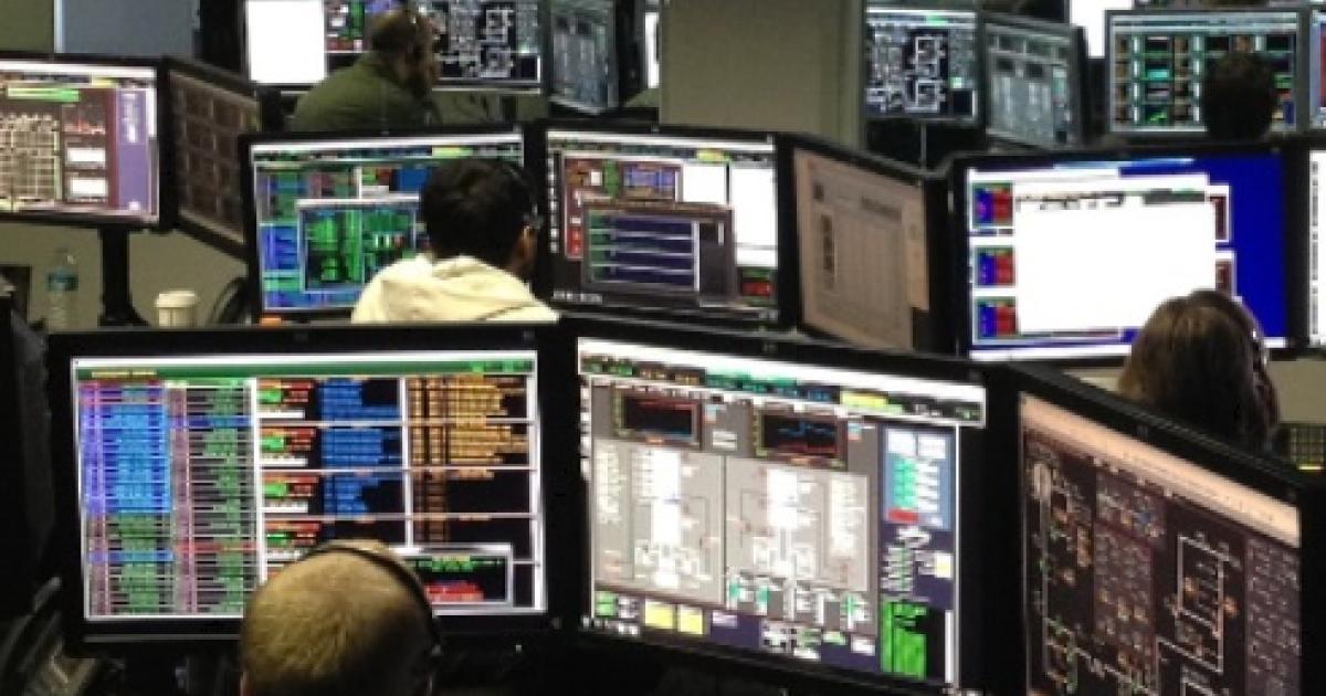 Radiologist survey shows age-related preferences in workstation setup