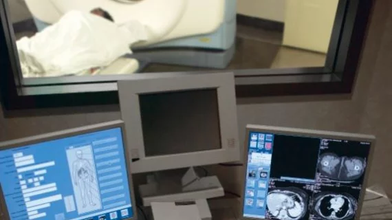 Research advocates for the return of positive oral contrast in ...